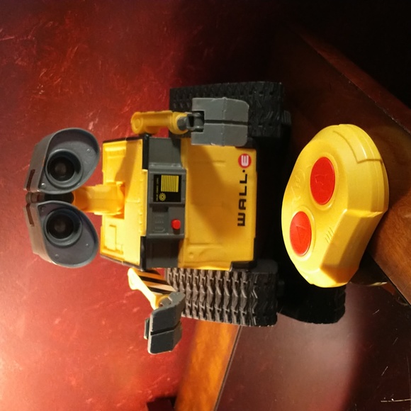 Disney | Toys | Disney Pixars Walle Robot Toy See Video | Poshmark